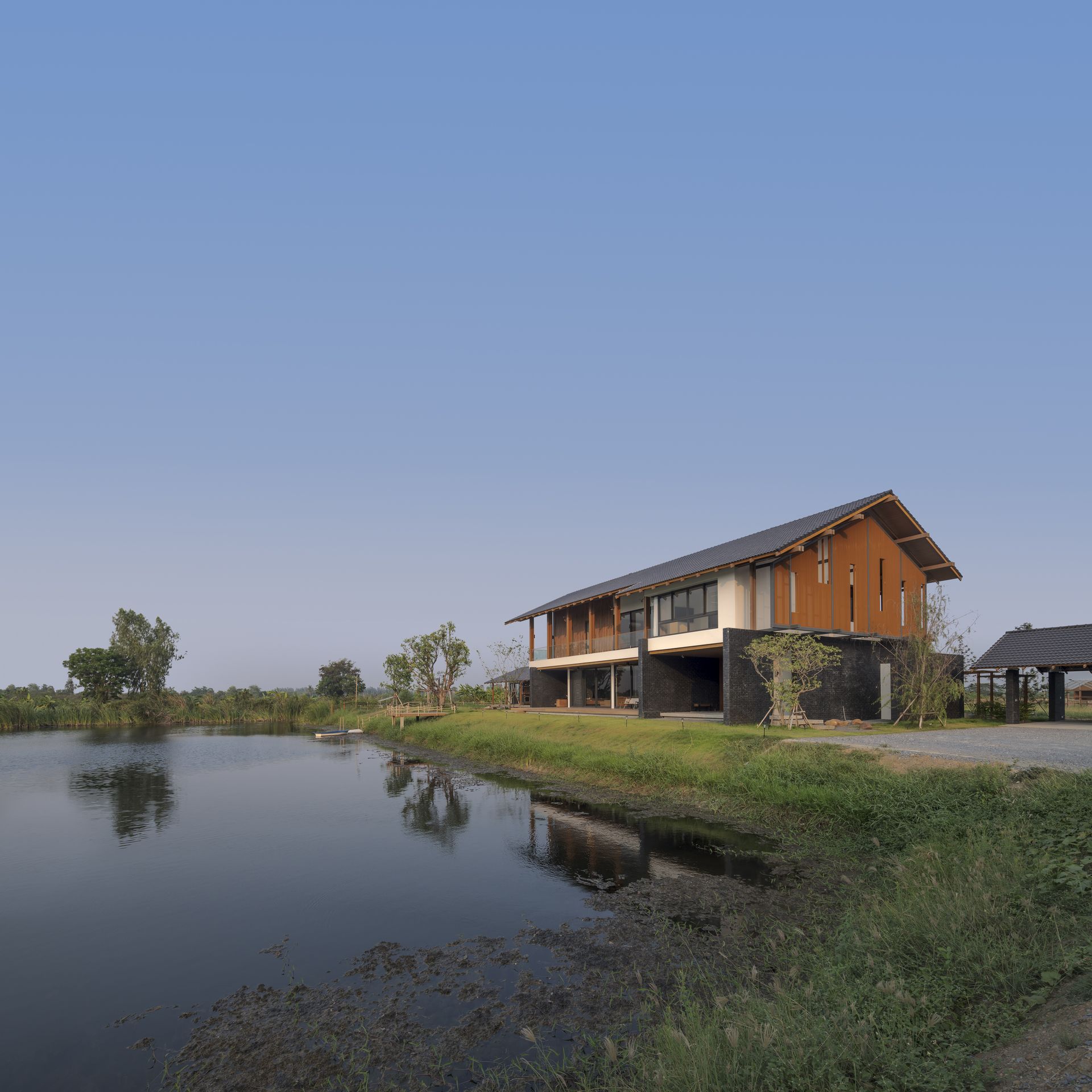 KAMPHAENG SAEN HOUSE - บ้านสไตล์ร่วมสมัยกำแพงแสน | Master Texture
